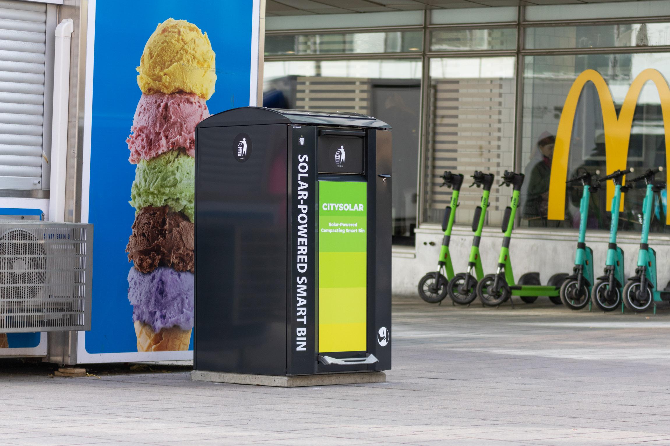 5 Key Benefits of upgrading to compacting smart bins - CitySolar